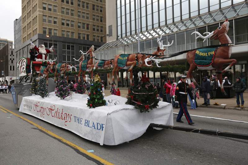 Blade Holiday Parade - The Blade