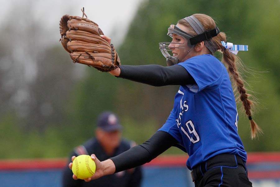 IN PICTURES: Anthony Wayne vs. Springfield softball - The Blade