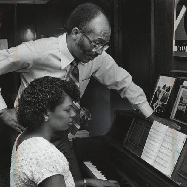 Southern Revival: Gail Rayford-Ambeau - The Blade